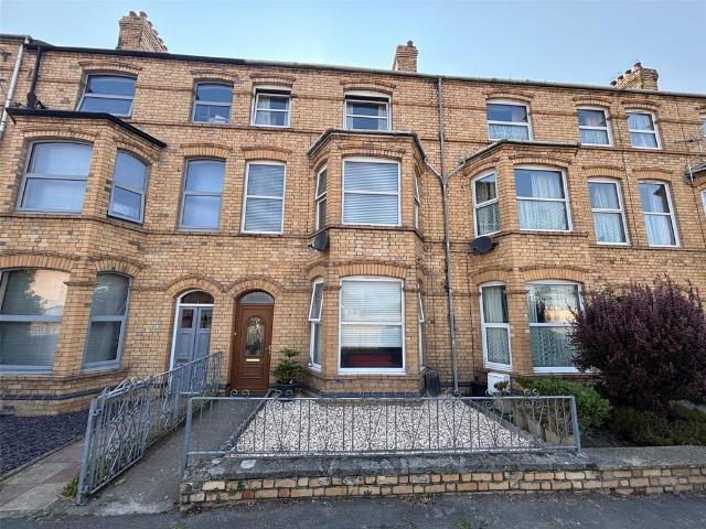 5 bedroom terraced house for sale