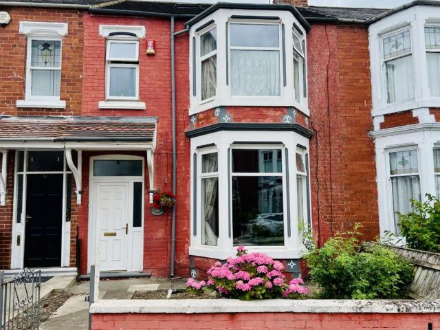 5 bedroom terraced house for sale