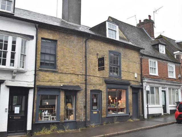 5 bedroom terraced house for sale