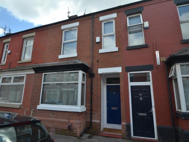 5 bedroom terraced house for sale