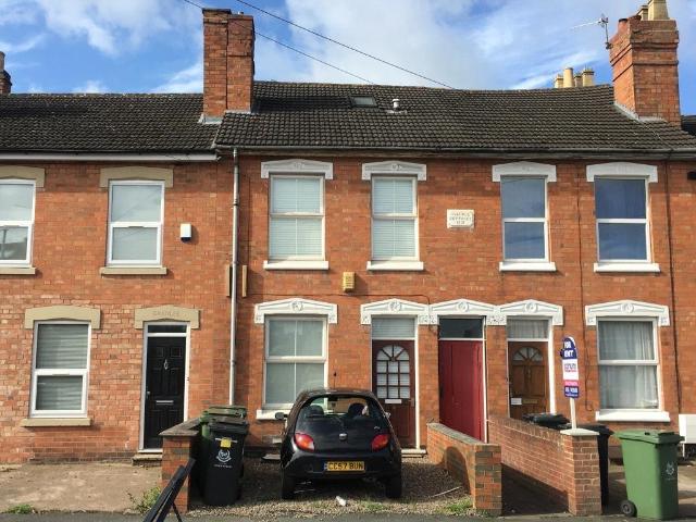 5 bedroom terraced house for sale