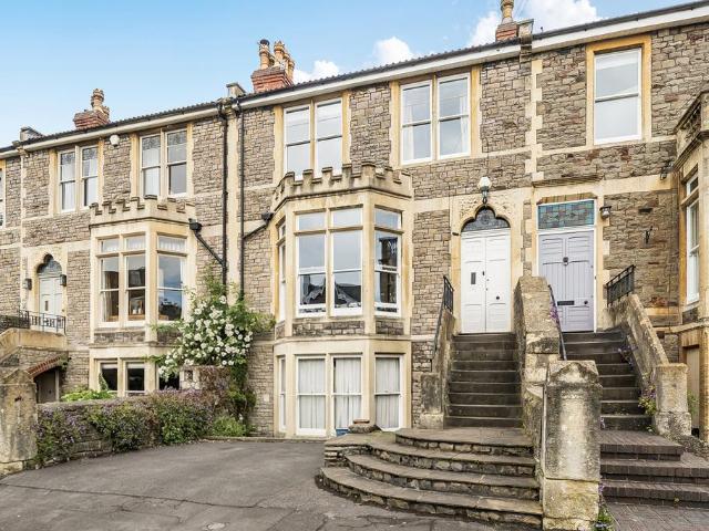 5 bedroom terraced house for sale