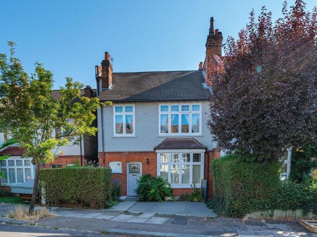 5 bedroom terraced house for sale