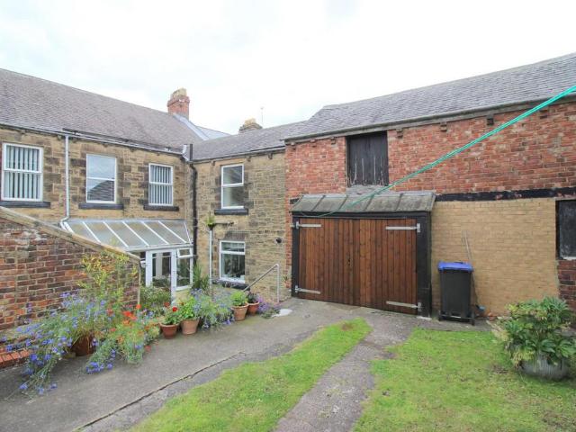 5 bedroom terraced house for sale