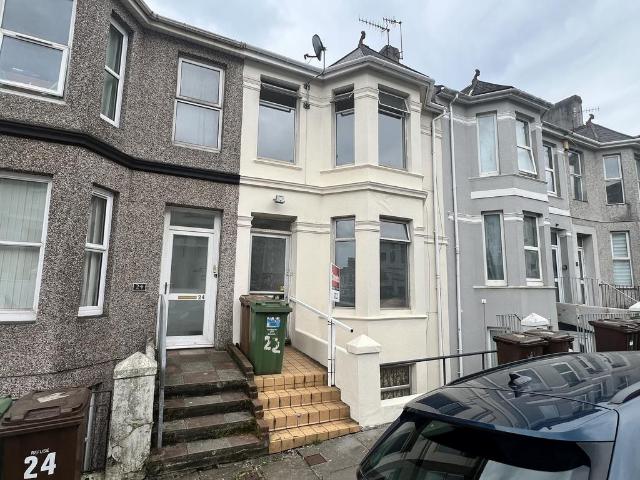 5 bedroom terraced house for sale