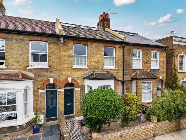 5 bedroom terraced house for sale