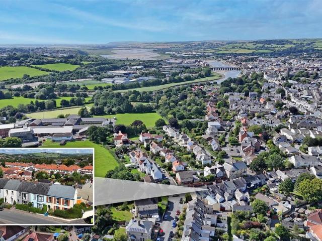 5 bedroom terraced house for sale