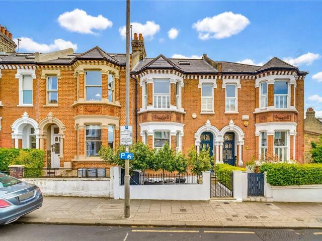 5 bedroom terraced house for sale