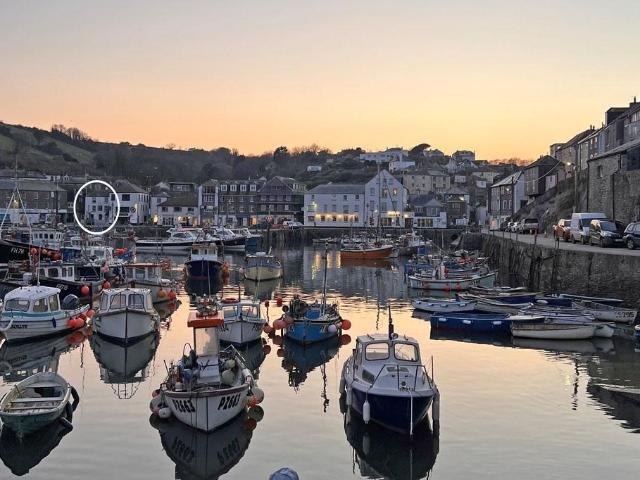 5 bedroom terraced house for sale