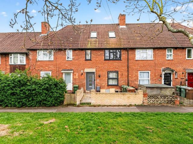 5 bedroom terraced house for sale