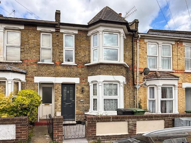 5 bedroom terraced house for sale
