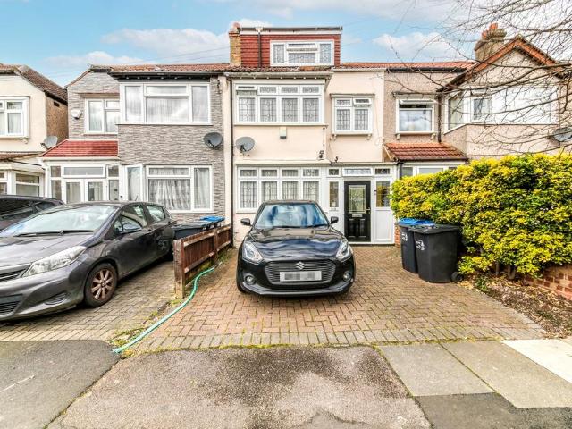 5 bedroom terraced house for sale