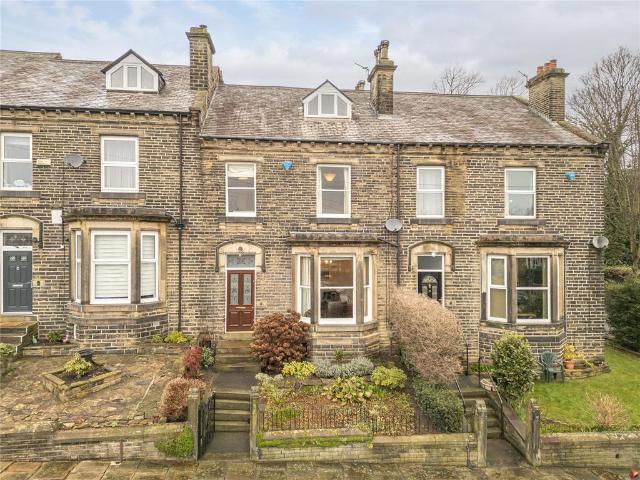 5 bedroom terraced house for sale