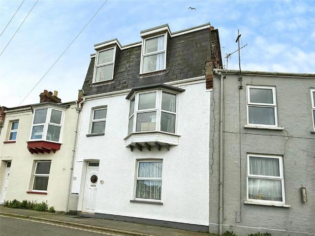 5 bedroom terraced house for sale