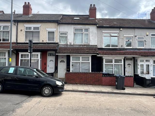 5 bedroom terraced house for sale