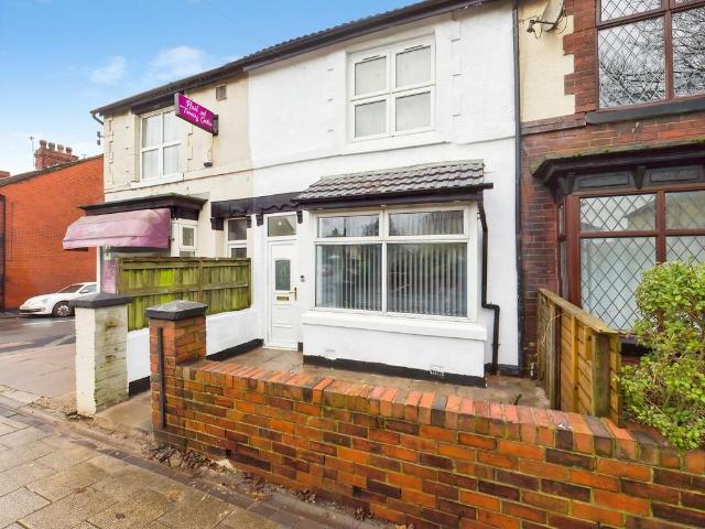 5 bedroom terraced house for sale