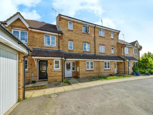 5 bedroom terraced house for sale