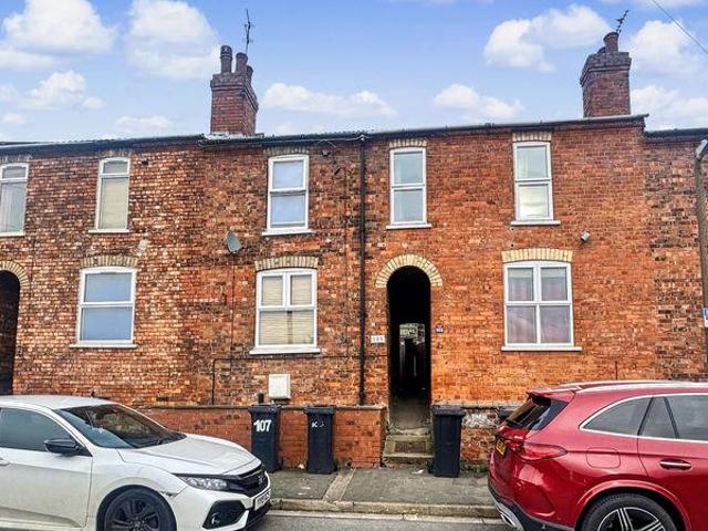 5 bedroom terraced house for sale