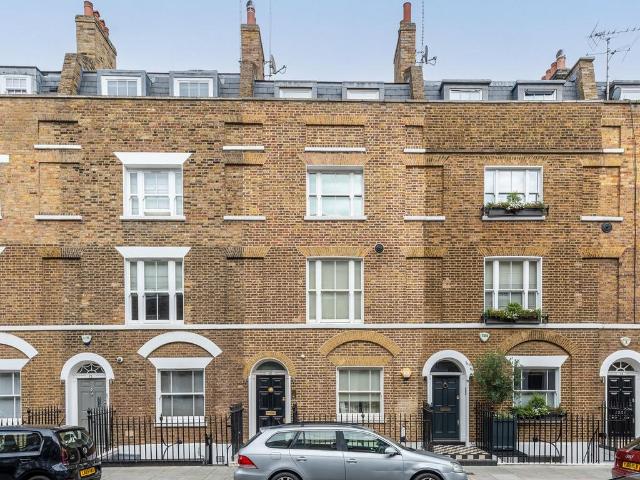 5 bedroom terraced house for sale