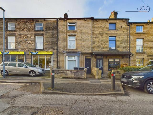5 bedroom terraced house for sale
