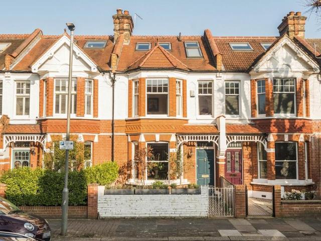 5 bedroom terraced house for sale