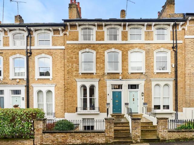 5 bedroom terraced house for sale