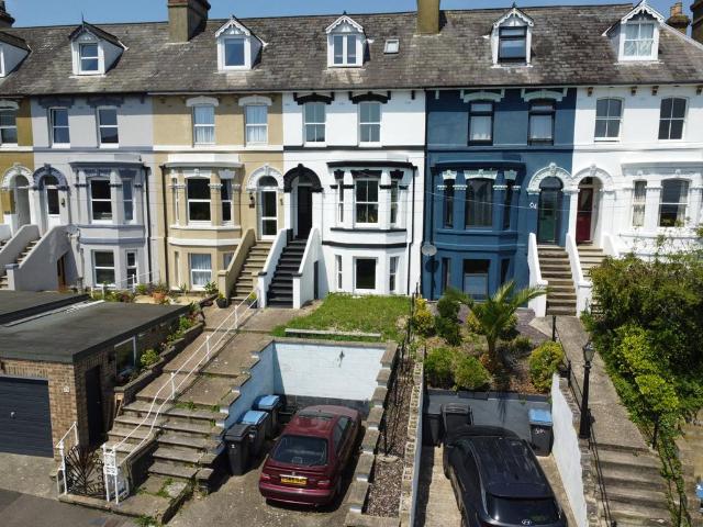 5 bedroom terraced house for sale
