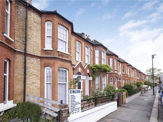 5 bedroom terraced house for sale