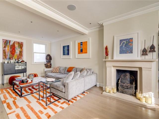 5 bedroom terraced house for sale