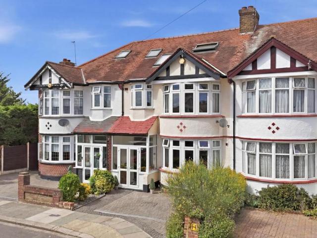 5 bedroom terraced house for sale