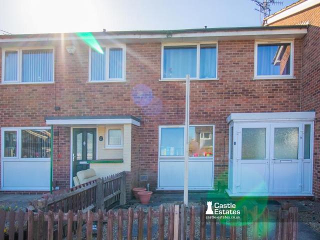 5 bedroom terraced house for sale
