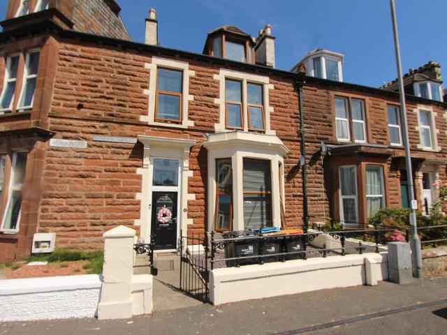 5 bedroom terraced house for sale