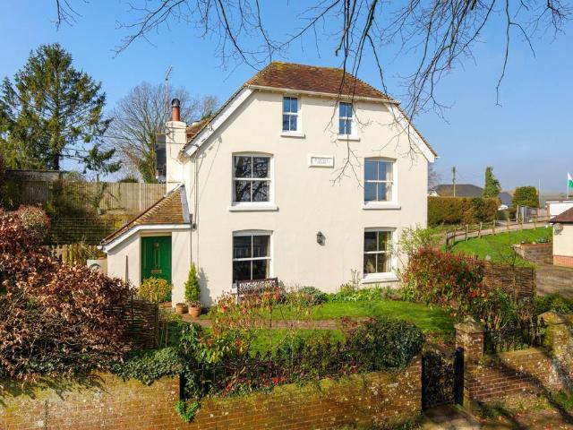 5 bedroom semi detached house for sale