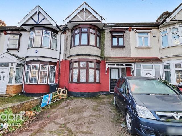 5 bedroom terraced house for sale
