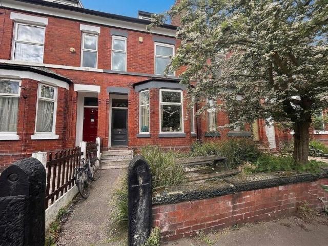 5 bedroom terraced house for sale