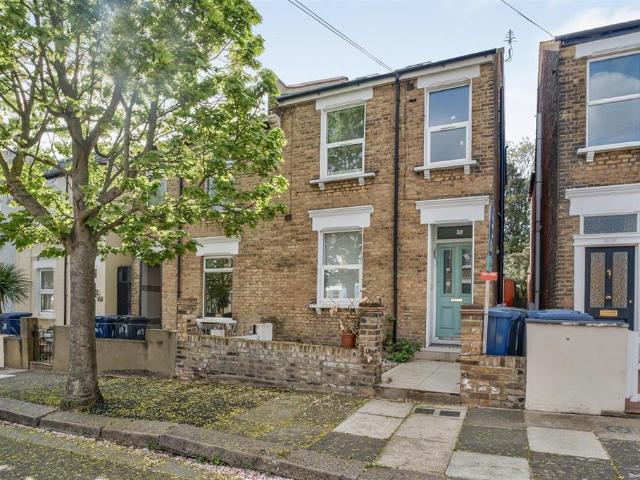 5 bedroom terraced house for sale