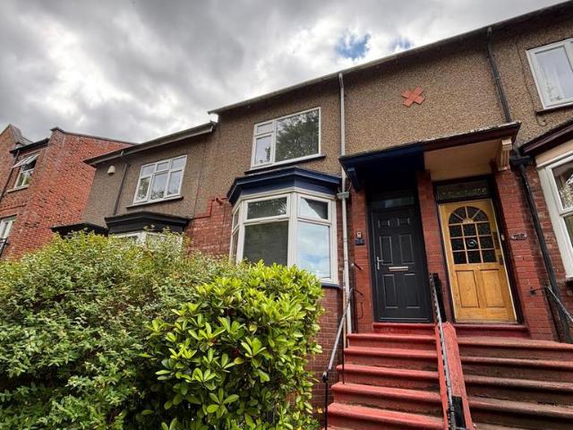 5 bedroom terraced house for sale