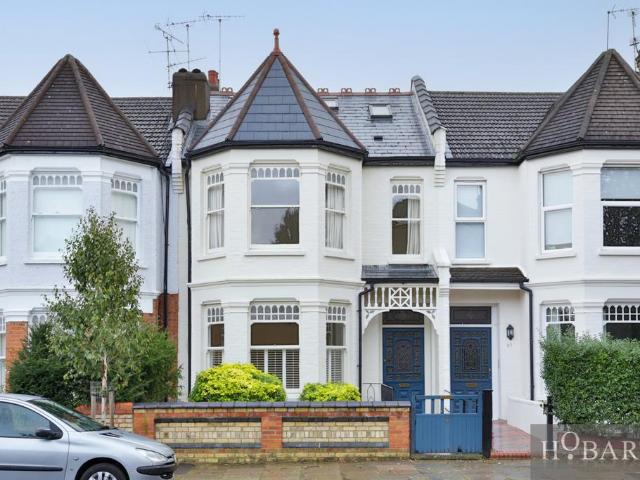 5 bedroom terraced house for sale