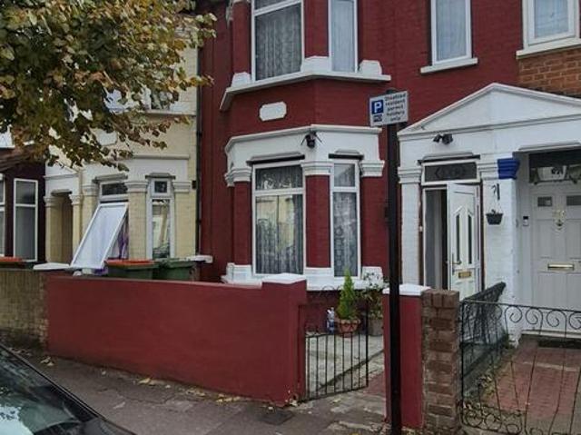 5 bedroom terraced house for sale
