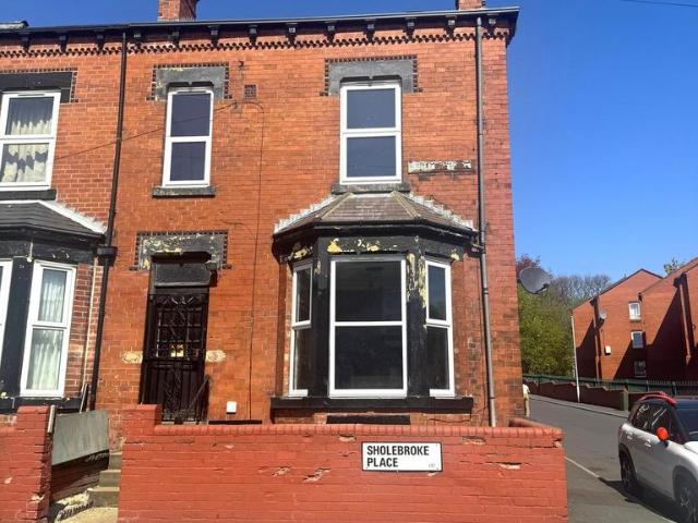 5 bedroom terraced house for sale