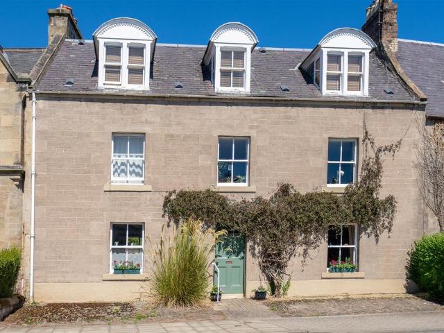 5 bedroom terraced house for sale