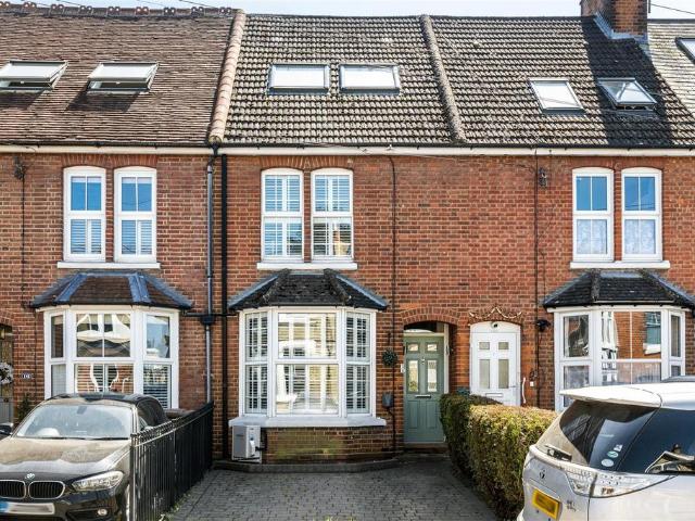 5 bedroom terraced house for sale