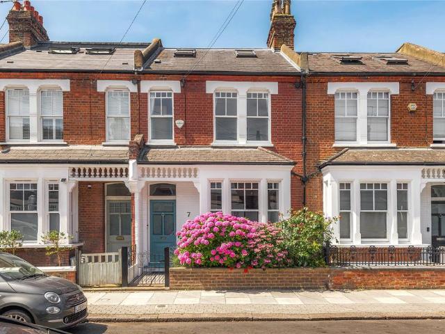 5 bedroom terraced house for sale