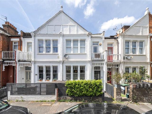 5 bedroom terraced house for sale