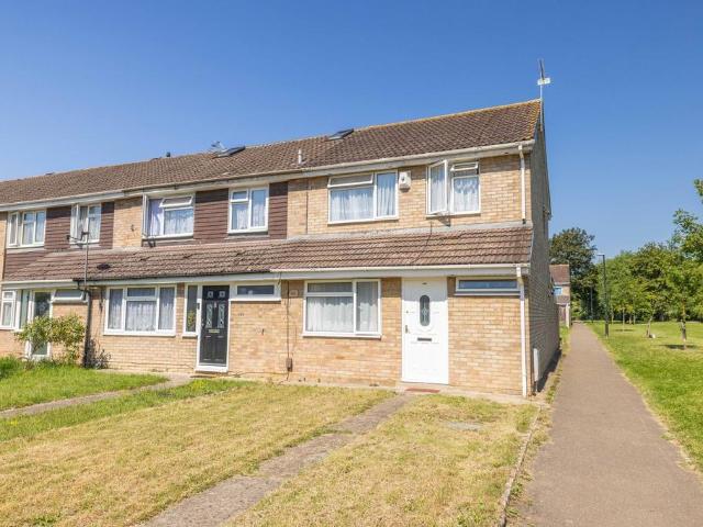 5 bedroom terraced house for sale