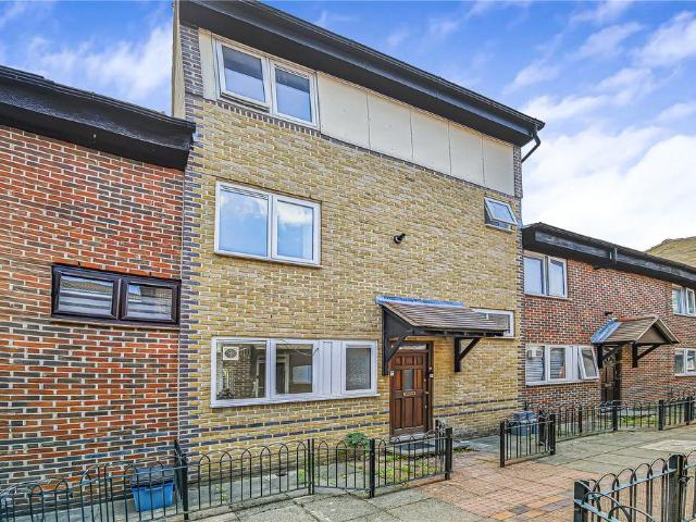5 bedroom terraced house for sale