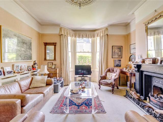 5 bedroom terraced house for sale