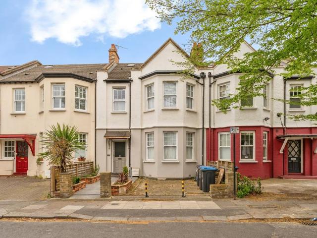 5 bedroom terraced house for sale