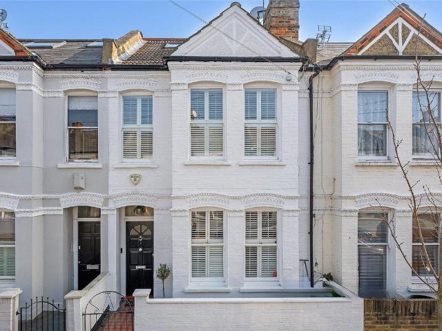 5 bedroom terraced house for sale