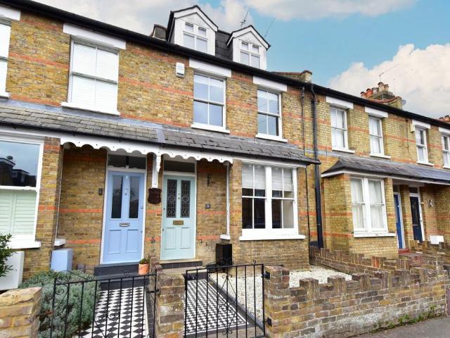 5 bedroom terraced house for sale